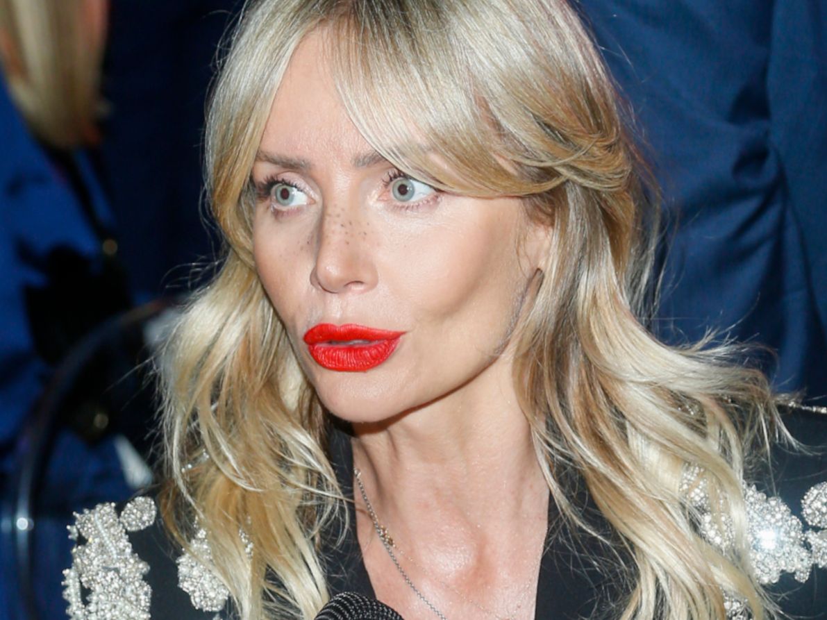 Włożyła "nagą mini". Wyglądała jak milion dolarów - WP Kobieta