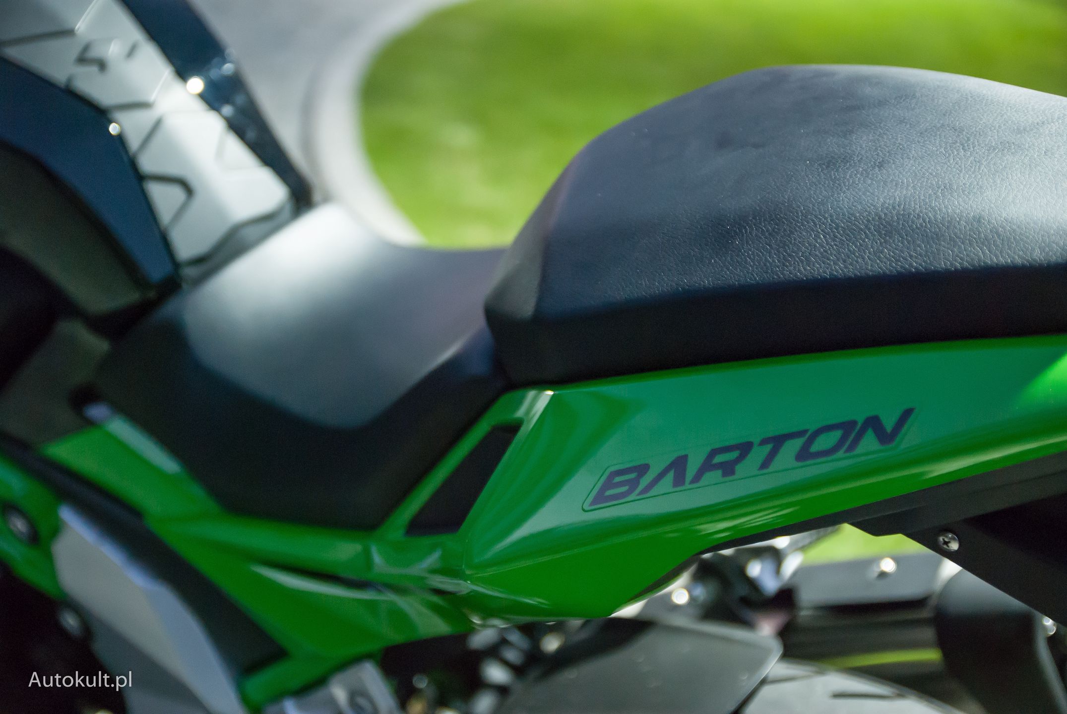 Test: Barton Blade R - wygląda jak "litr", a to tylko "125"