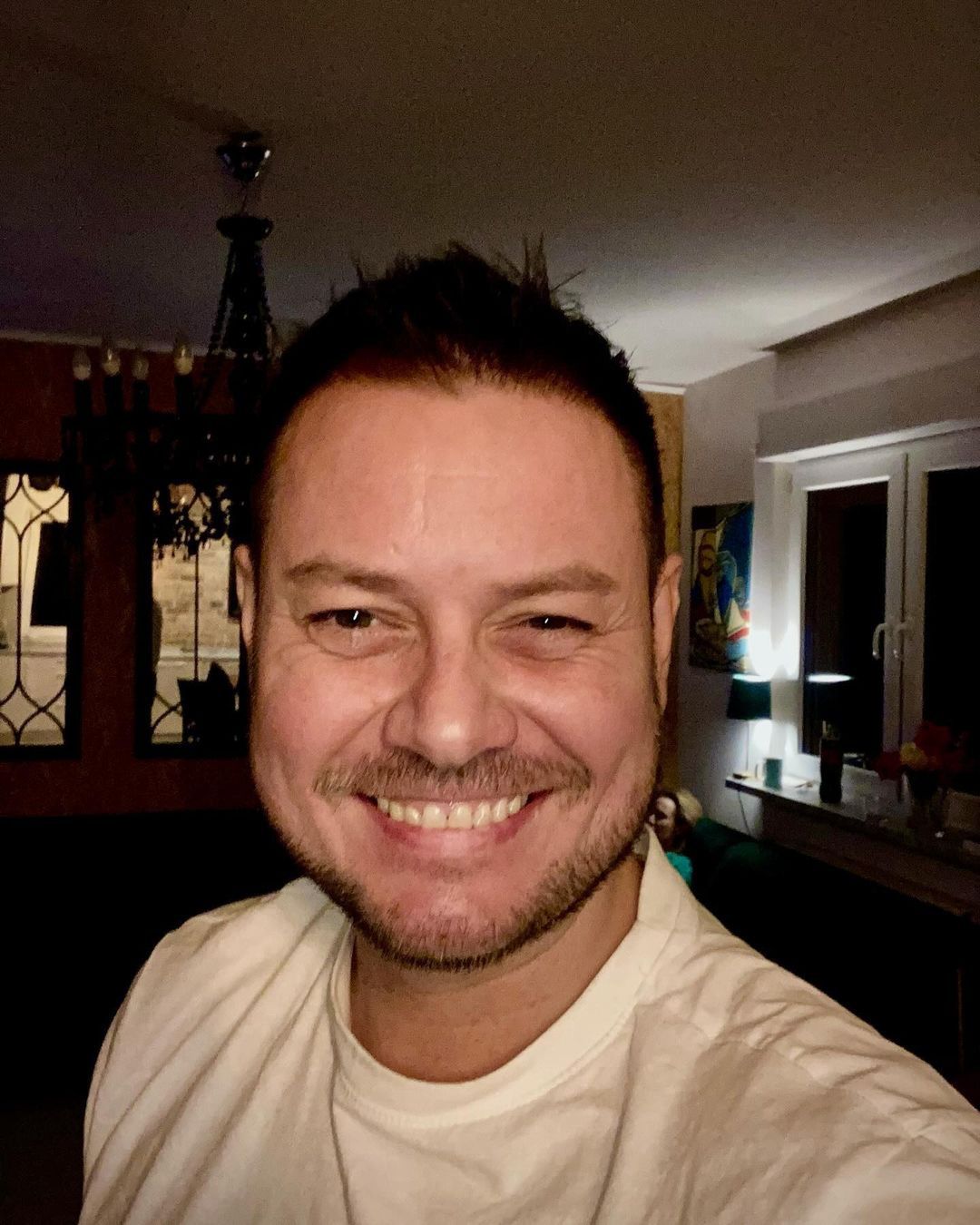 Bartek Wrona wylądował w szpitalu. Tak muzyk Just 5 czuje się teraz