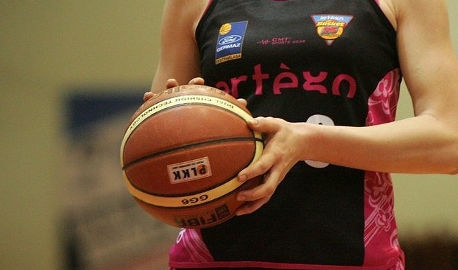 4 kwarty z gwiazdą: Travis Hansen - 22625 - WP SportoweFakty