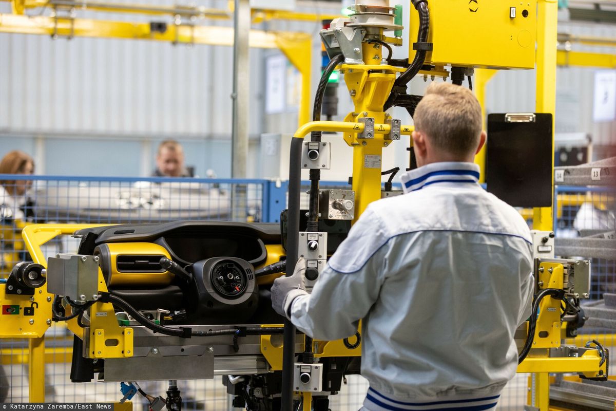 Saksy przestają się opłacać. Tyle dają Niemcy za pracę na produkcji ...