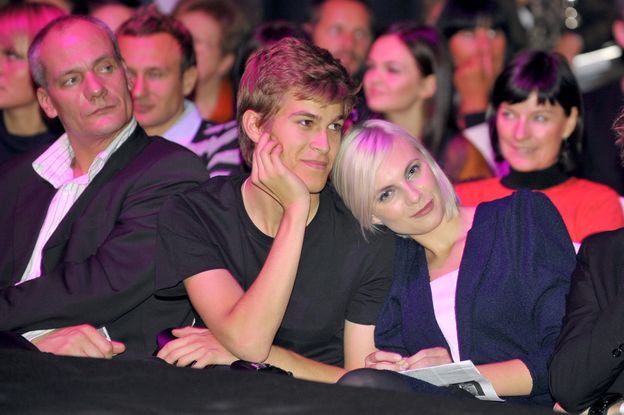 Miała romans z MATURZYSTĄ! Szok, jak go traktowała - Pudelek