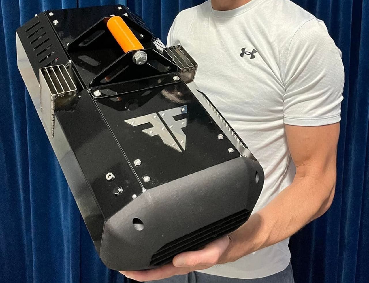 Turbinowy agregat prądotwórczy Fusionflight ARC. Idealny sprzęt na blackouty