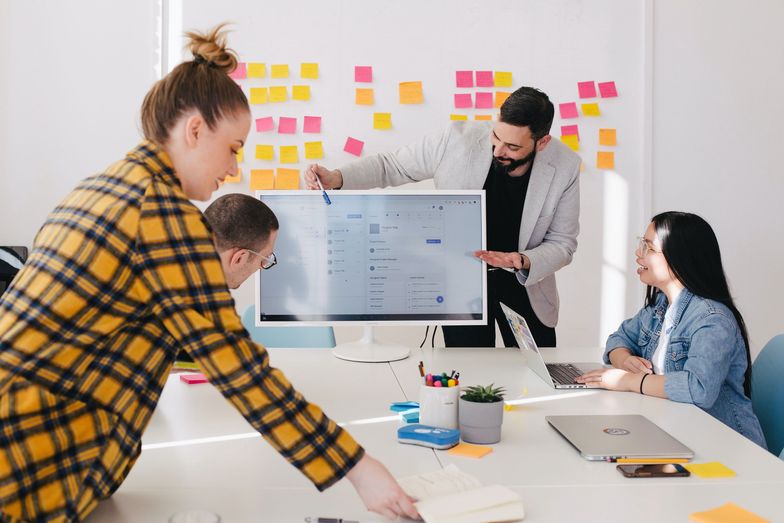 Jakie cechy ma dobry lider? - Money.pl