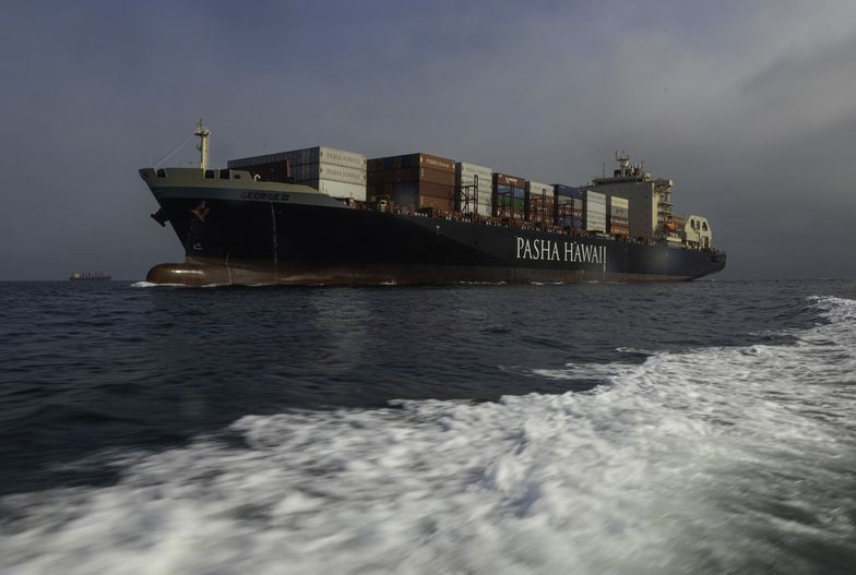 Pierwszy transport LNG z Mozambiku wyruszył do Europy - Money.pl