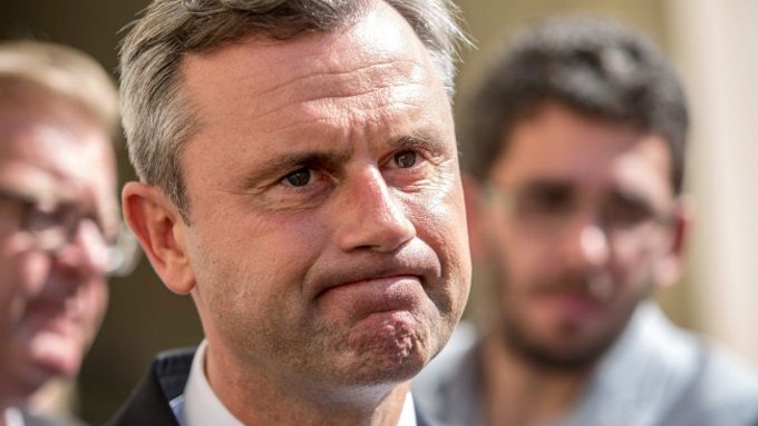 Norbert Hofer - niespodziewany zwycięzca pierwszej tury po raz drugi ...