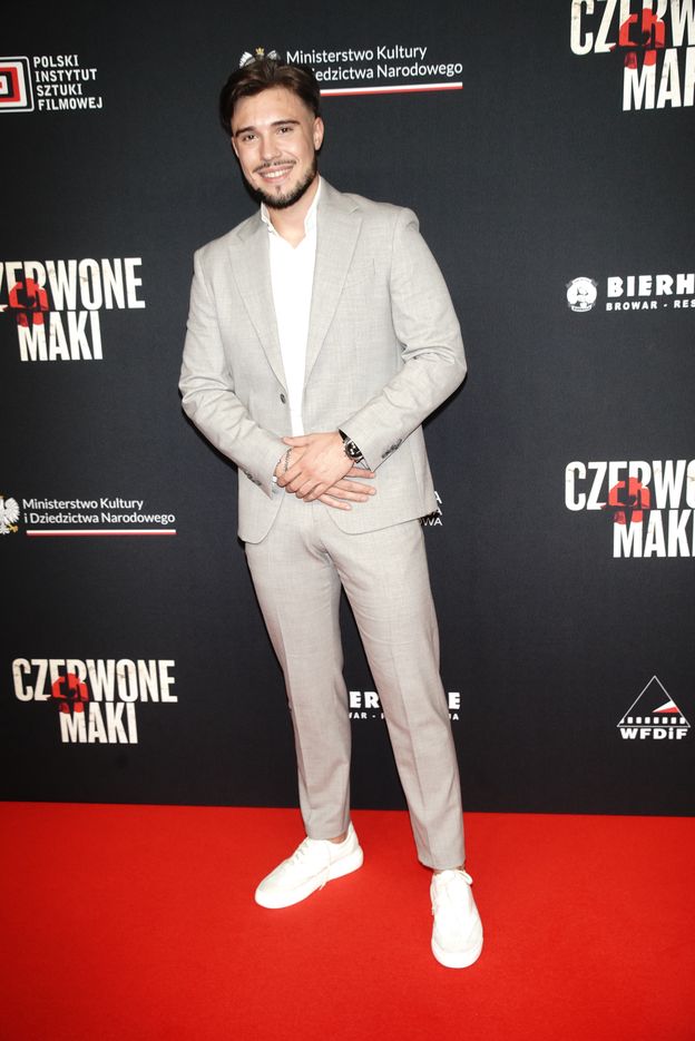 Syn Steczkowskiej WYMOWNIE skomentował porażkę Luny na Eurowizji - Pudelek