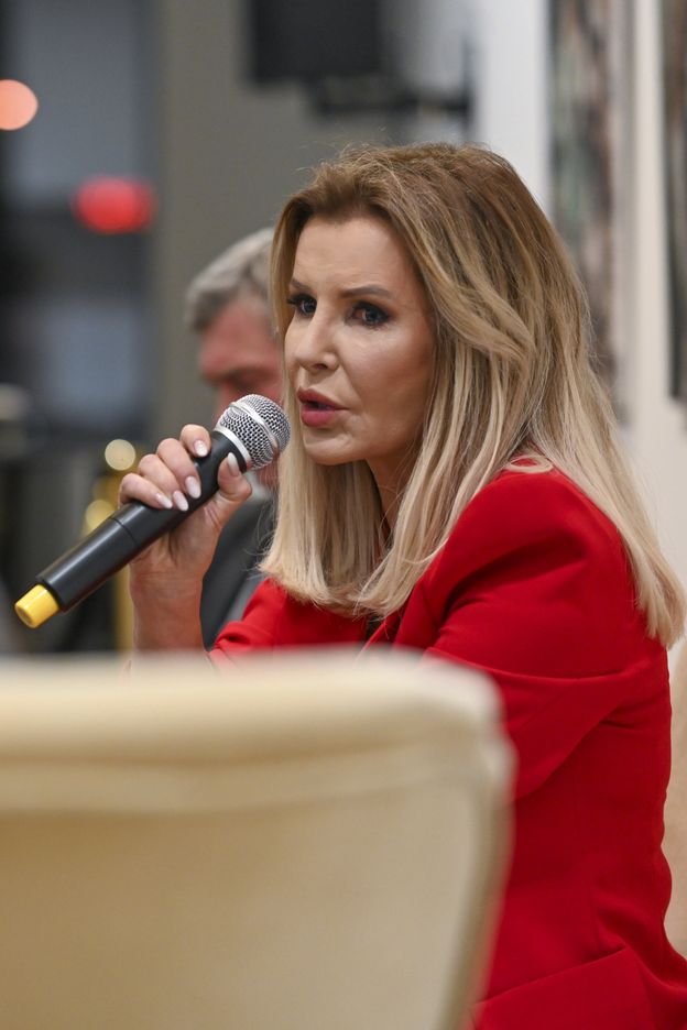 Skomentowała aferę z Adamczykiem. Tak miał się zachowywać - Pudelek