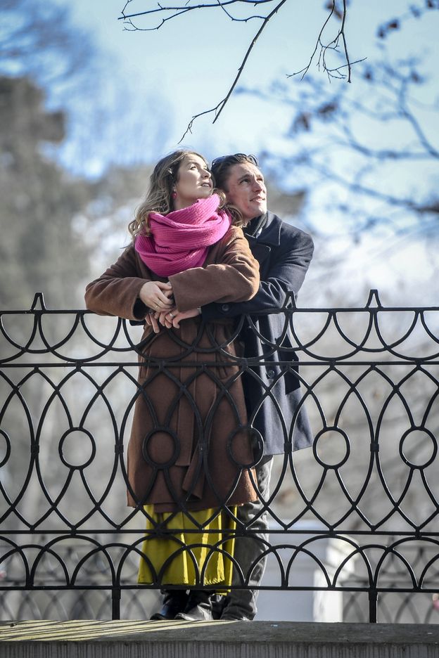 Filip Gurłacz gra z żoną w jednym serialu. Kim jest ukochana partnera ...