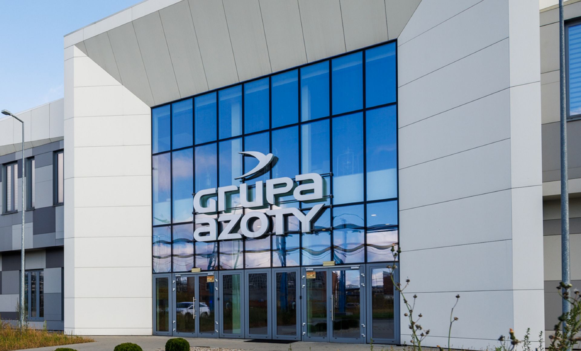 Grupa Azoty z potężną stratą w pierwszym półroczu. Pomimo poprawy wyników