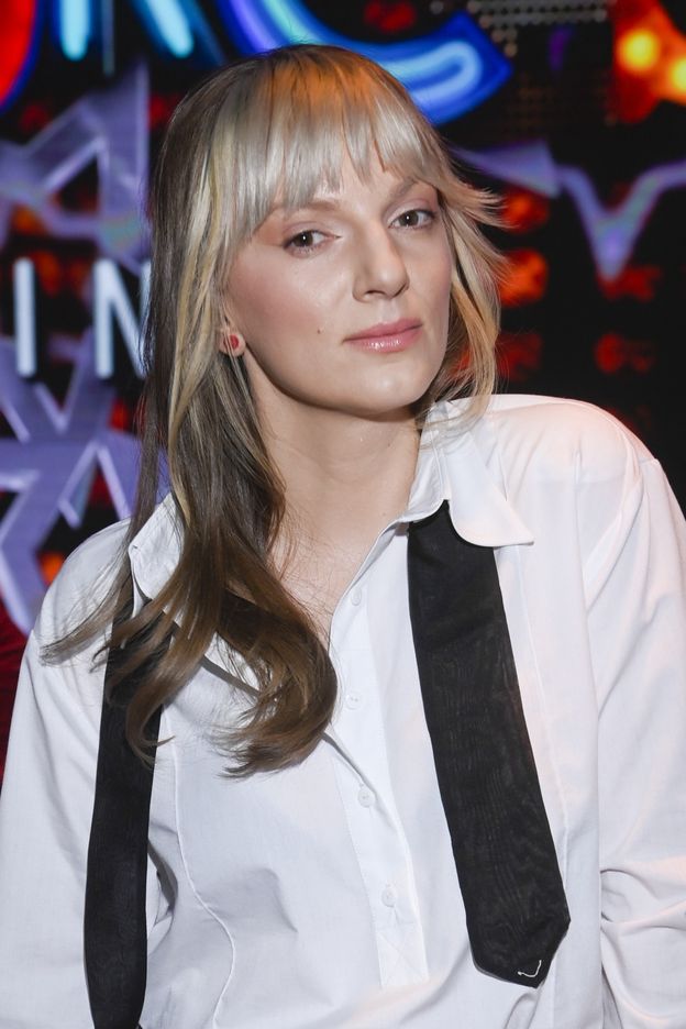 Sarsa powraca w NOWEJ fryzurze. Po jej "rogach" nie ma już śladu ...