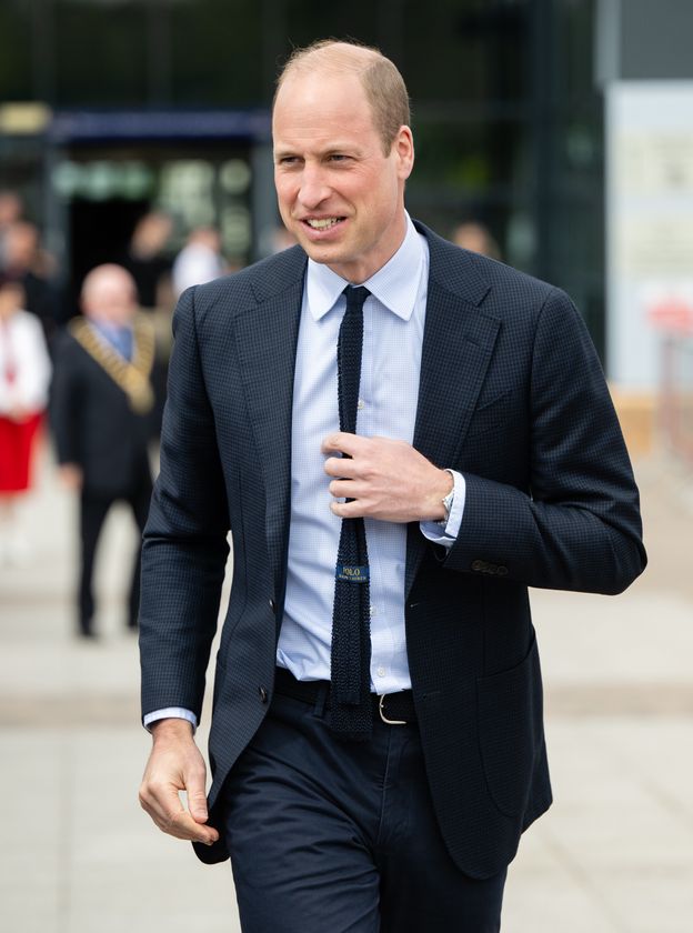 Książę William promuje ekologię. Po kraju podróżuje śmigłowcem - Pudelek