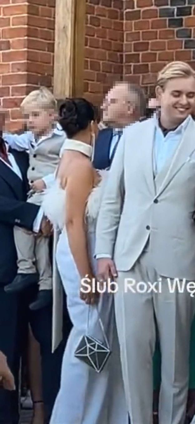 Matka Kevina Mgleja przyszła w bieli. Kamińska-Radomska krytykuje - Pudelek