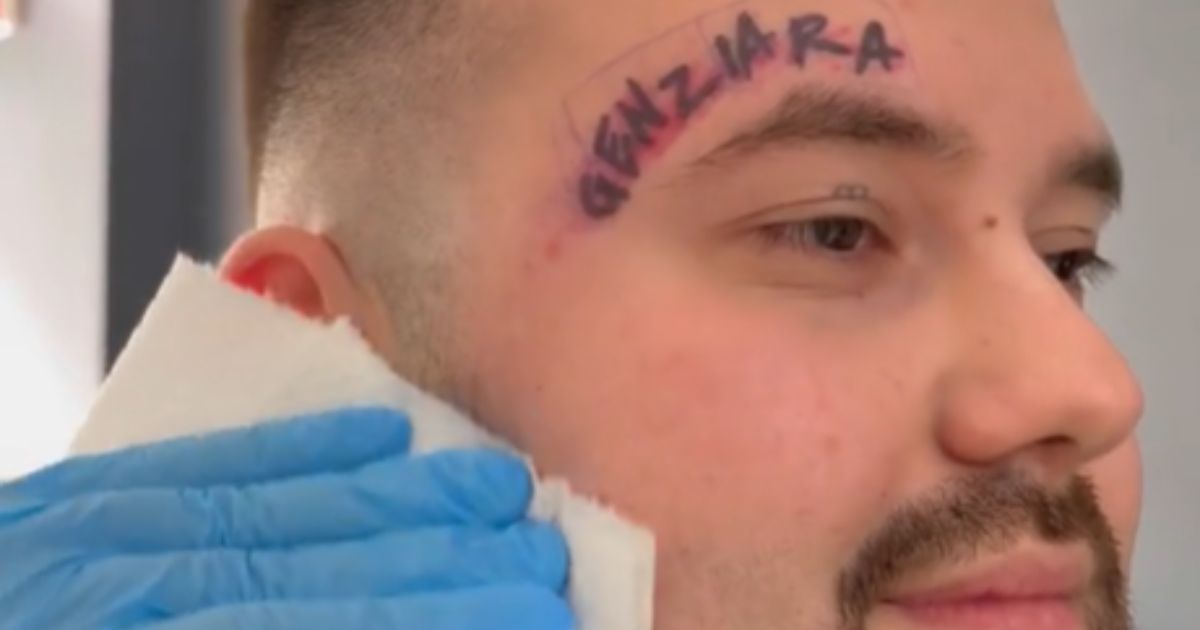 Wytatuował sobie napis "Genziara"? Musi mierzyć się z falą hejtu - Vibez