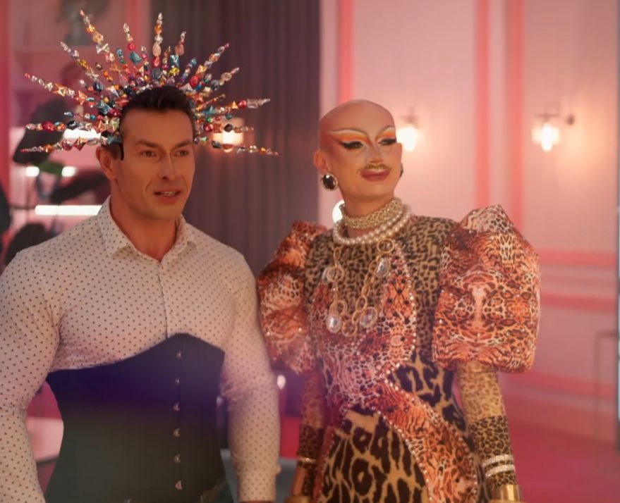 "Drag me out". Skrzynecka zachwycona występem męża. Nocne komentarze ...