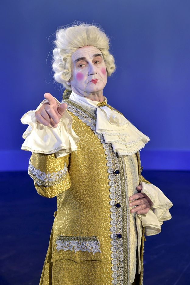 Jan Peszek ciepło o artystkach polskiej sceny muzycznej: "C*py, które ...