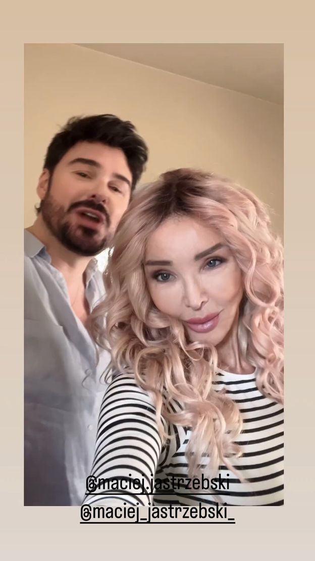 Ewa Minge pożegnała rudy kolor włosów. Porównała się do "starej baby ...