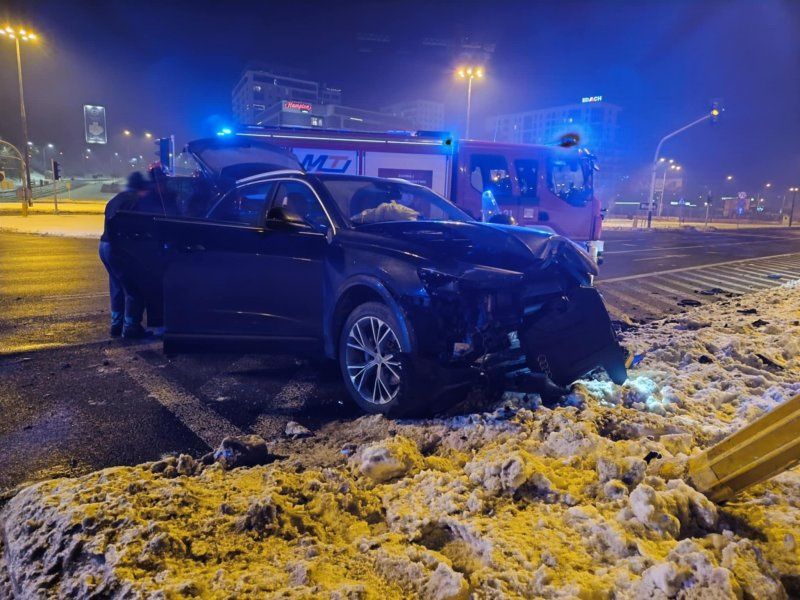 Lublin: Nocna kolizja dwóch aut na al. Solidarności