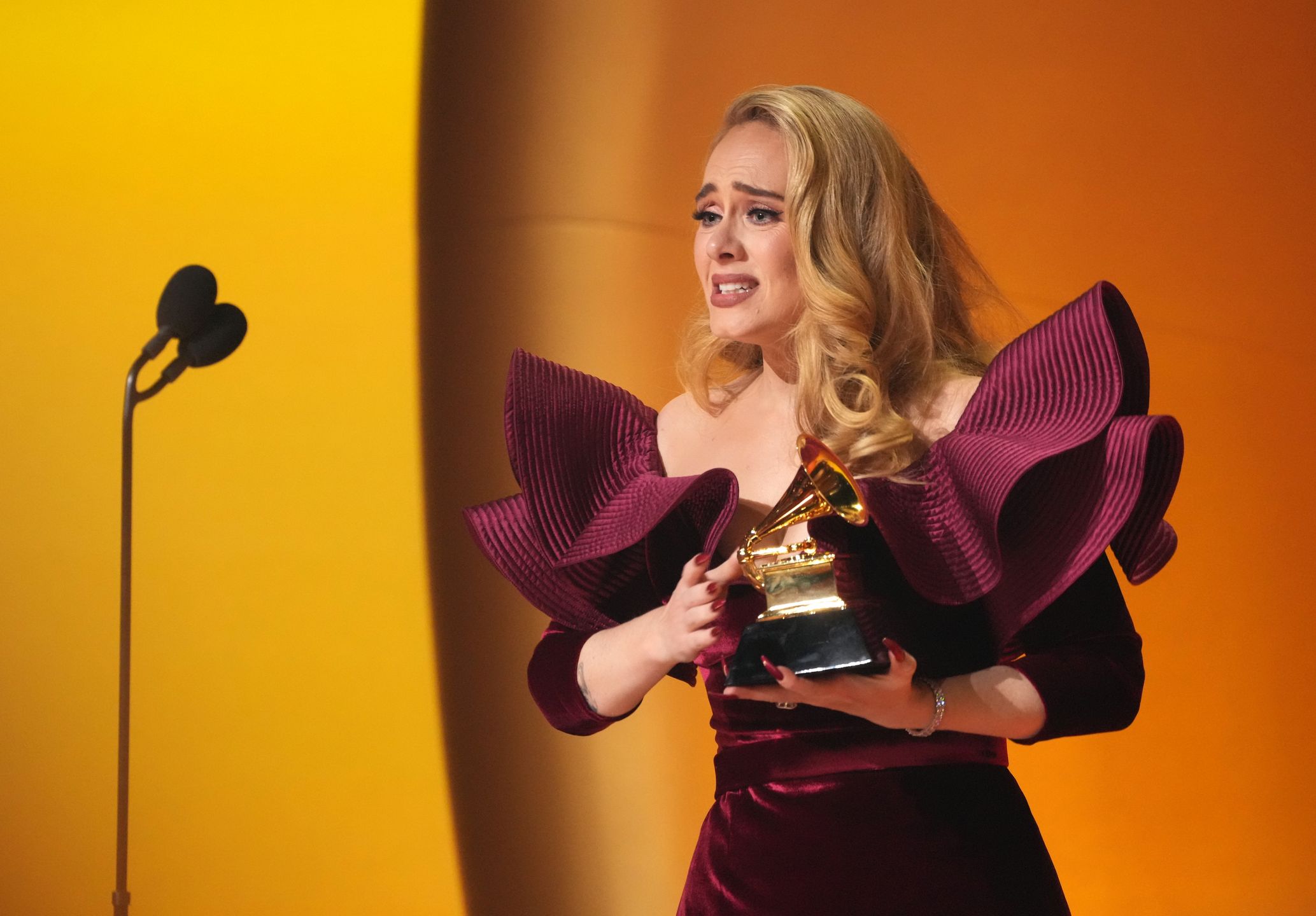Adele ma problemy zdrowotne. Powiedziała o nich na koncercie - WP Gwiazdy