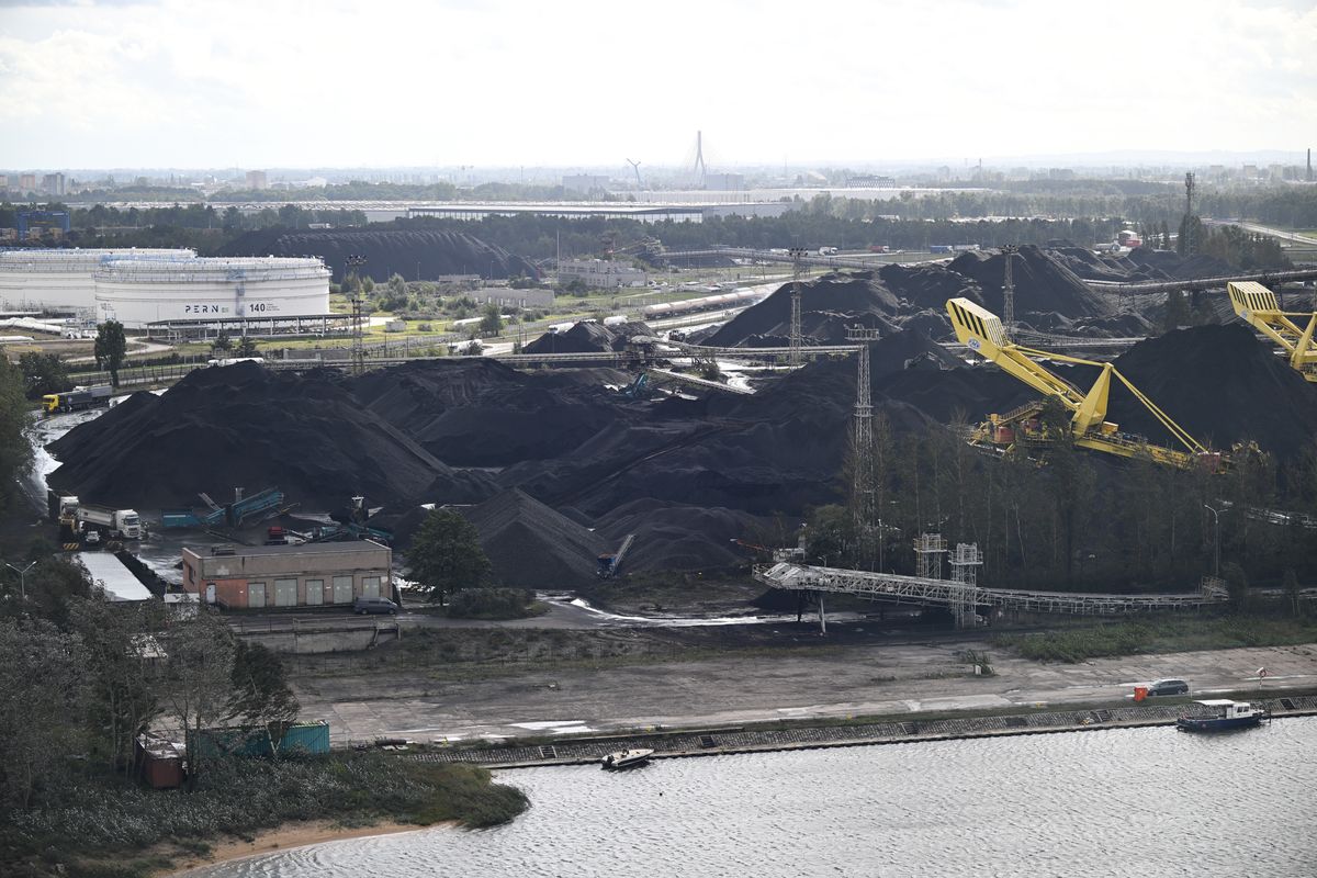 "Najważniejszy polski port" znów w rękach państwa. Rozkwitł pod ...