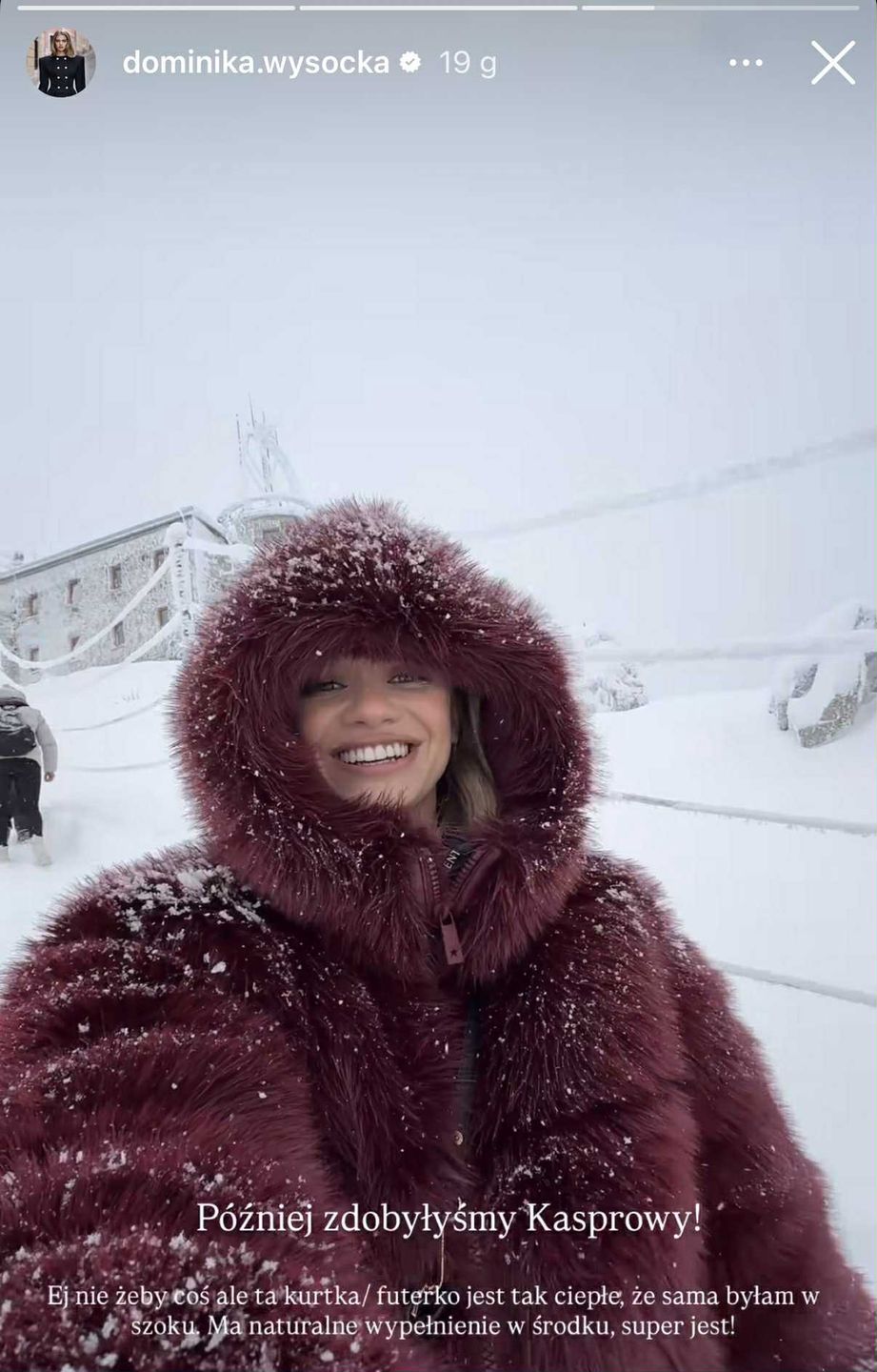 Gwiazdy oszalały na punkcie tego trendu. Oto co noszą zamiast puchówek