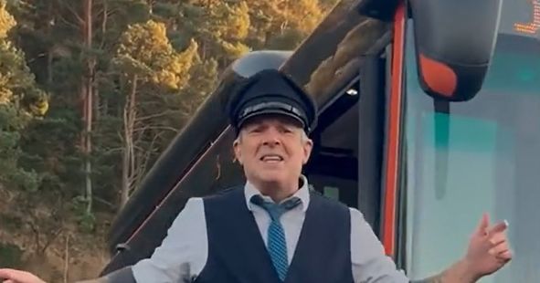 Robert Scott. Kierowca autobusu został megagwiazdą TikToka - Vibez