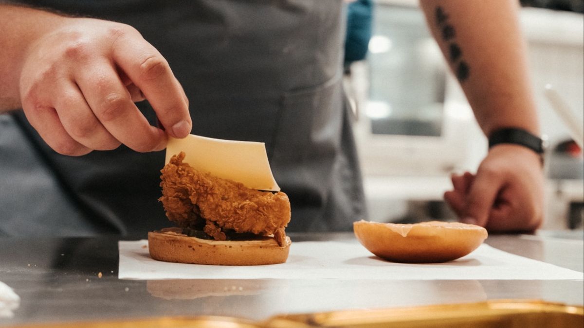 Rywal KFC ujawnił ambitne plany. Chce mieć 300 lokali w Polsce