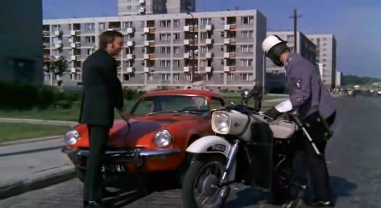 Kultowe polskie filmy z PRL-u. Rozpoznasz wszystkie auta, jakie w nich ...