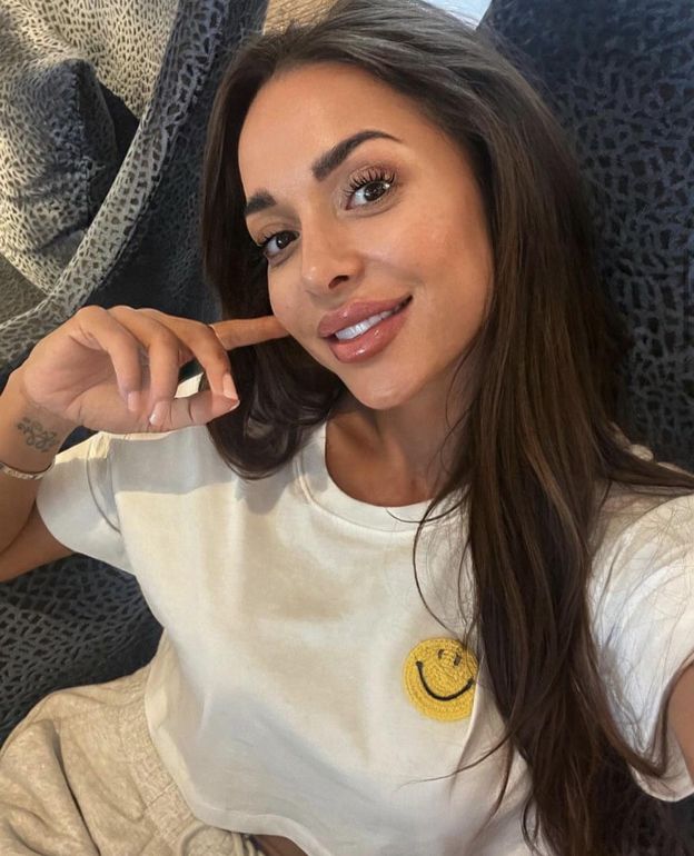 Zmieniła się nie do poznania. Pokazała nową twarz - Pudelek