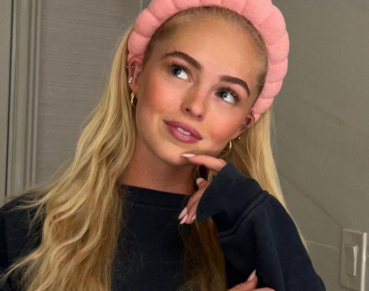 Niczym lalka Barbie. Wskoczyła w uroczą mini - WP Kobieta