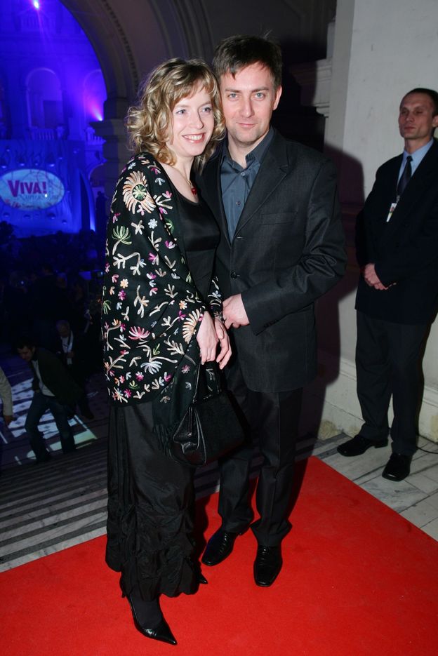 Królikowski rozwiódł się z żoną?! Zaskakujące doniesienia mediów - Pudelek