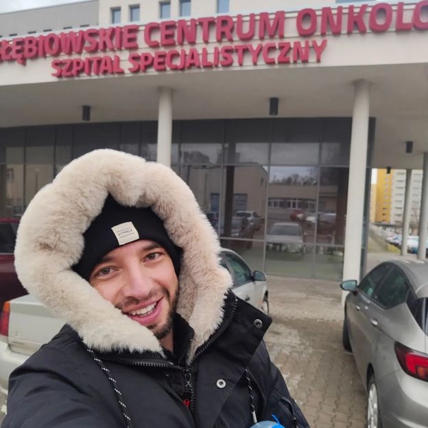 Adam Konkol ma nowotwór płuc. Poruszający wpis żony - Pudelek