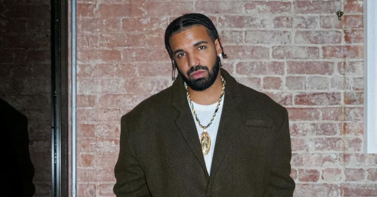 Drake rozdał 400 tys. zł. Wzruszył się historią fanki - Vibez