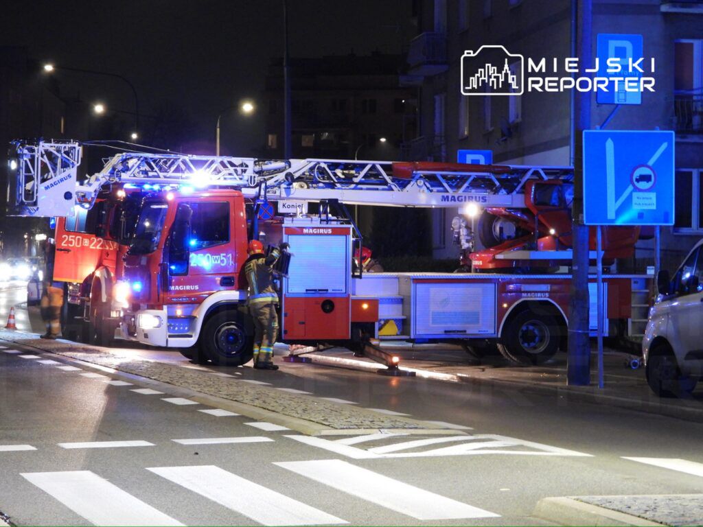 Warszawa: Pożar mieszkania na Żoliborzu. Jedna osoba ciężko ranna