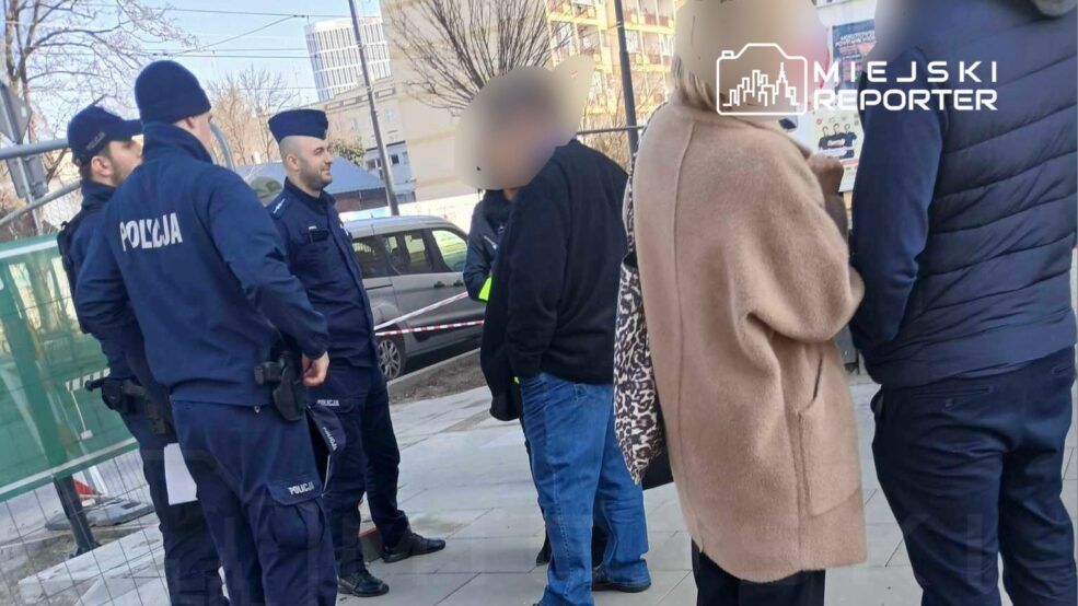 Warszawa: Alarmy bombowe w szkołach. Ewakuacja placówek