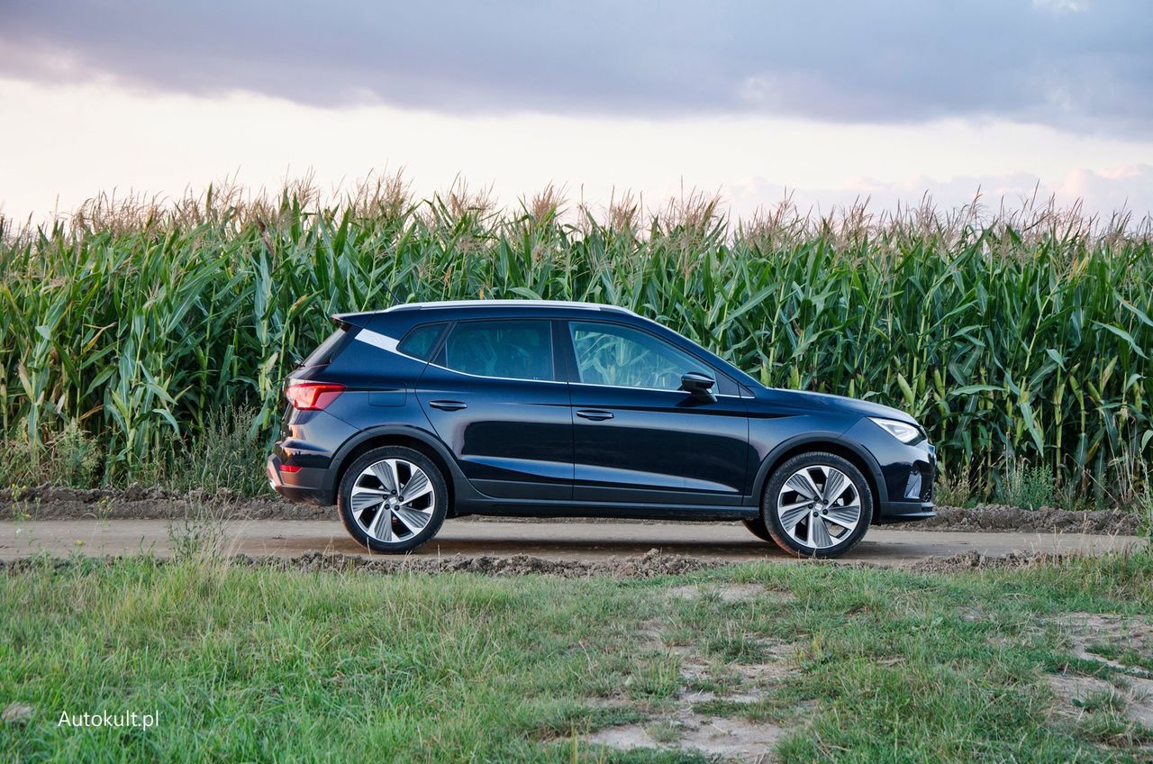 Test: Seat Arona FR 1.5 TSI - na pozór nieciekawe auto stało się ...