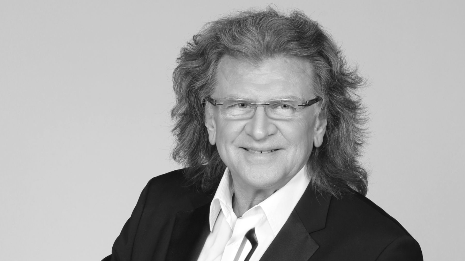 Zbigniew Wodecki Zmarł 7 Lat Temu Jego Grób Dalej Odwiedzają Fani