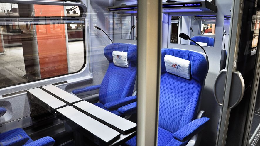 Wygodniejszy zakup biletów na pociągi PKP Intercity w aplikacji SkyCash