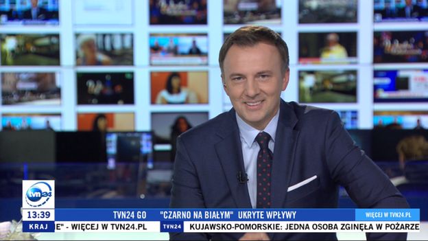 Wpadki w TVN24. Prezenter nie krył rozbawienia - Pudelek