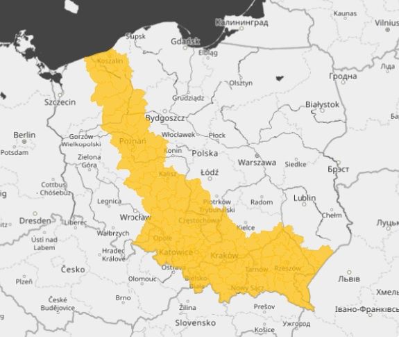 IMGW ostrzega pół Polski. Alerty do samego wieczora