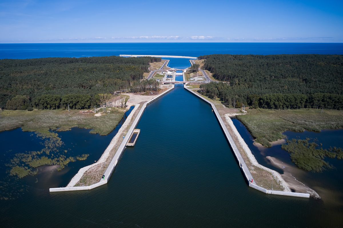 Przekop już tak nie przyciąga, czyli smutna historia białej łódki - WP ...