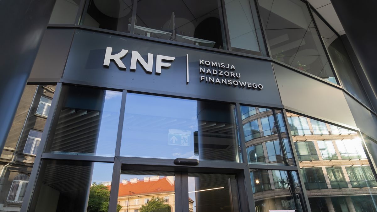 Korupcja w KNF. W tle sprawa dot. podsłuchów u miliardera
