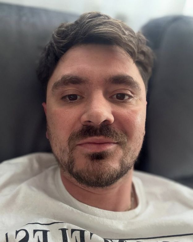 Daniel Martyniuk na spacerze z żoną i synem. Tak rośnie wnuk Zenka ...