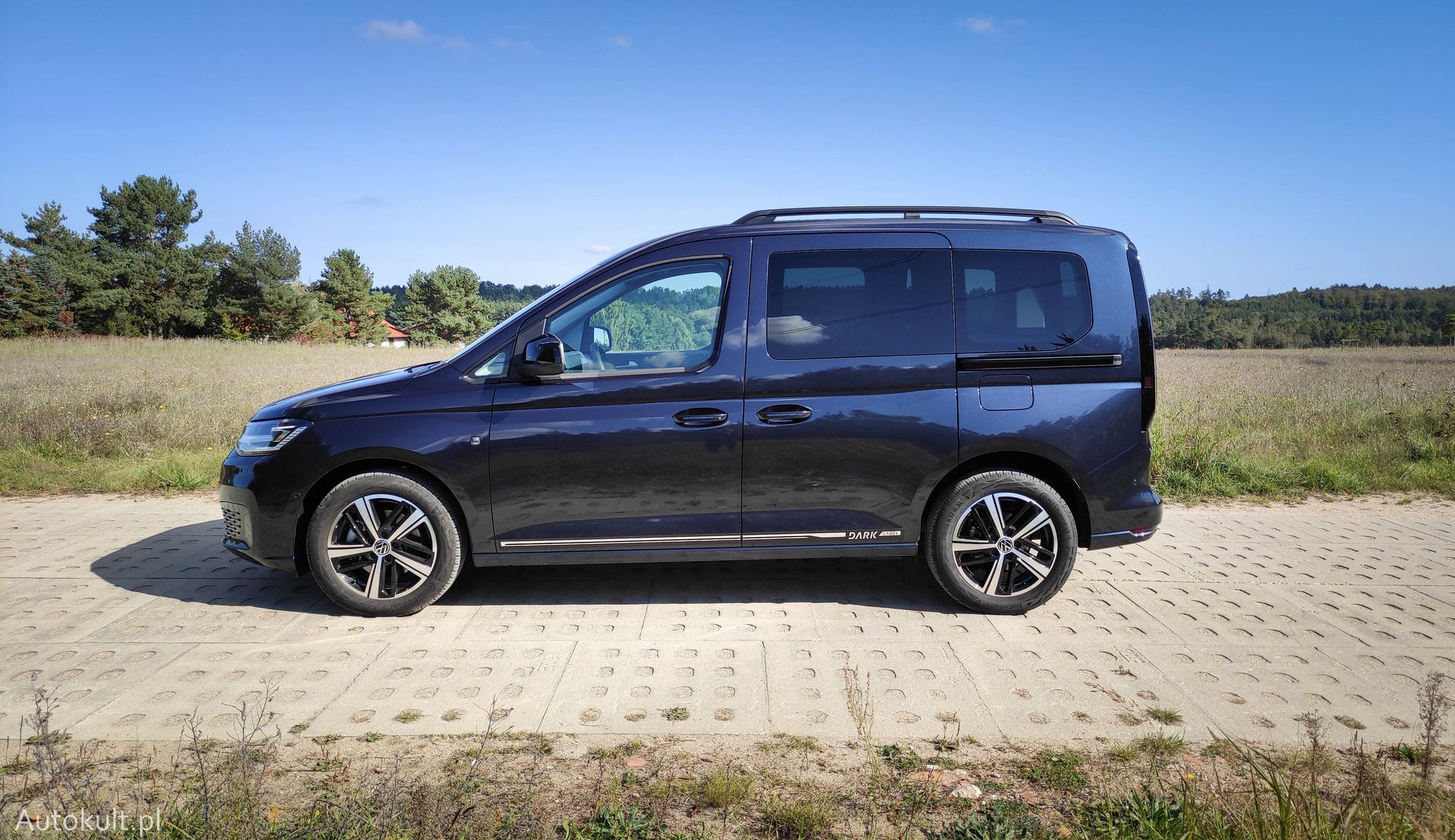 Test: Volkswagen Caddy Dark Label 2.0 TDI – kombivan na bogato