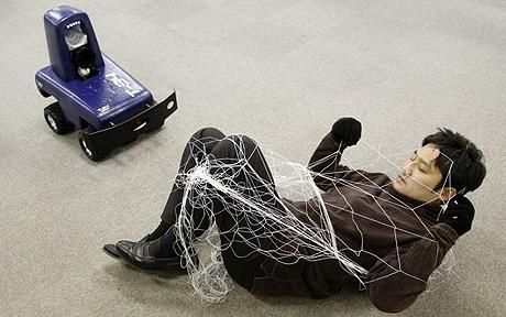 Robocop sterowany komórką