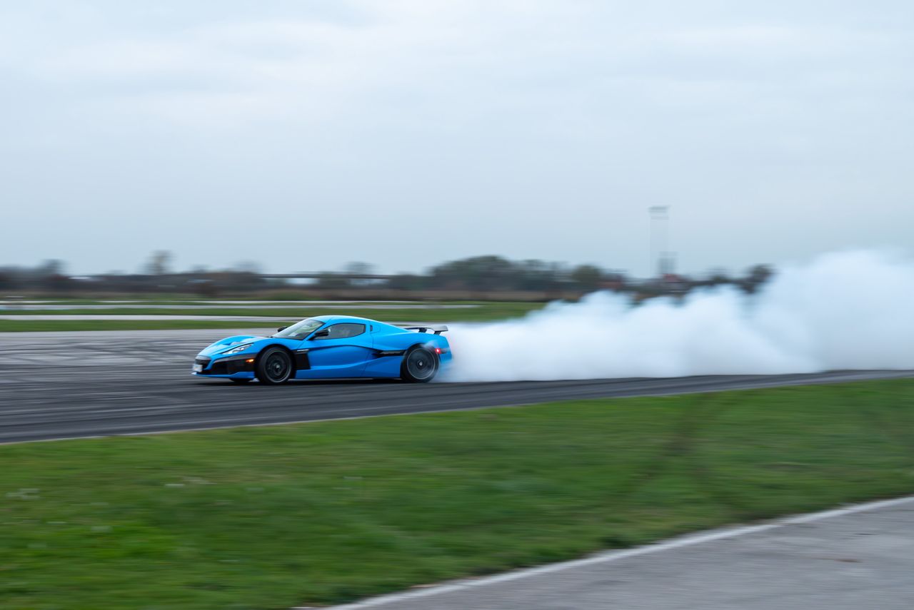 Test: Rimac Nevera – tak jeździ najszybszy samochód elektryczny na świecie Test: Rimac Nevera – tak jeździ najszybszy samochód elektryczny na świecie