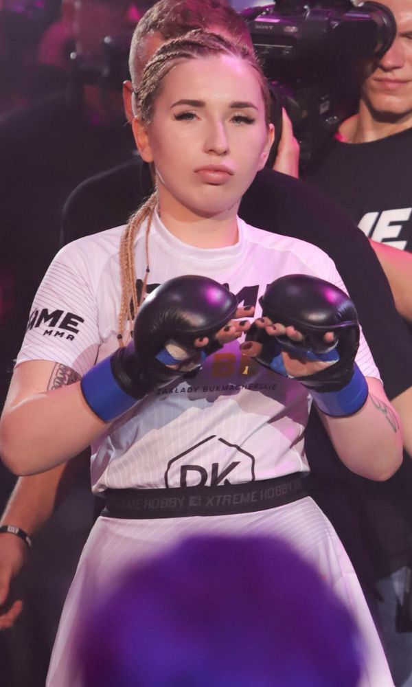 Marta Linkiewicz KRYTYKUJE show "Królowa przetrwania". "Strata czasu ...