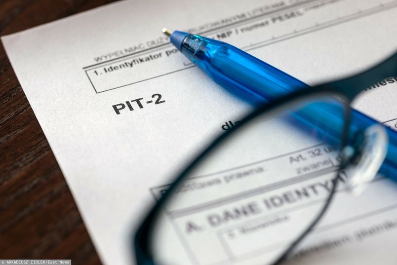 Pamiętaj o PIT-2. Oto jak zapłacić niższe podatki w ciągu roku - Money.pl