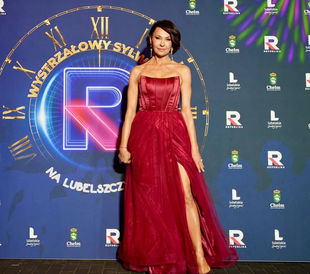 TYLKO U NAS! Anna Popek komentuje wpadkę na Sylwestrze TV Republika ...