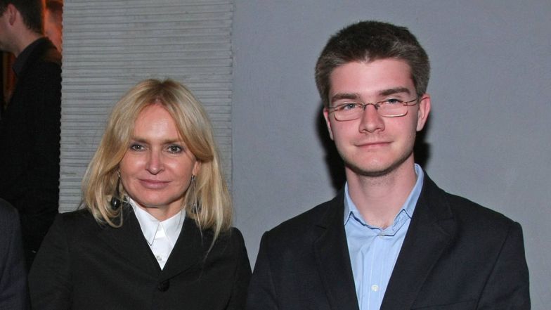 Tak dziś wygląda dorosły syn Moniki Olejnik. Jego tata to znany dziennikarz - Pudelek
